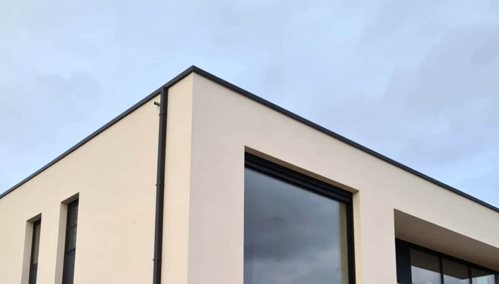 Dakrand plat dak: klein detail, groot visueel effect - Polydak